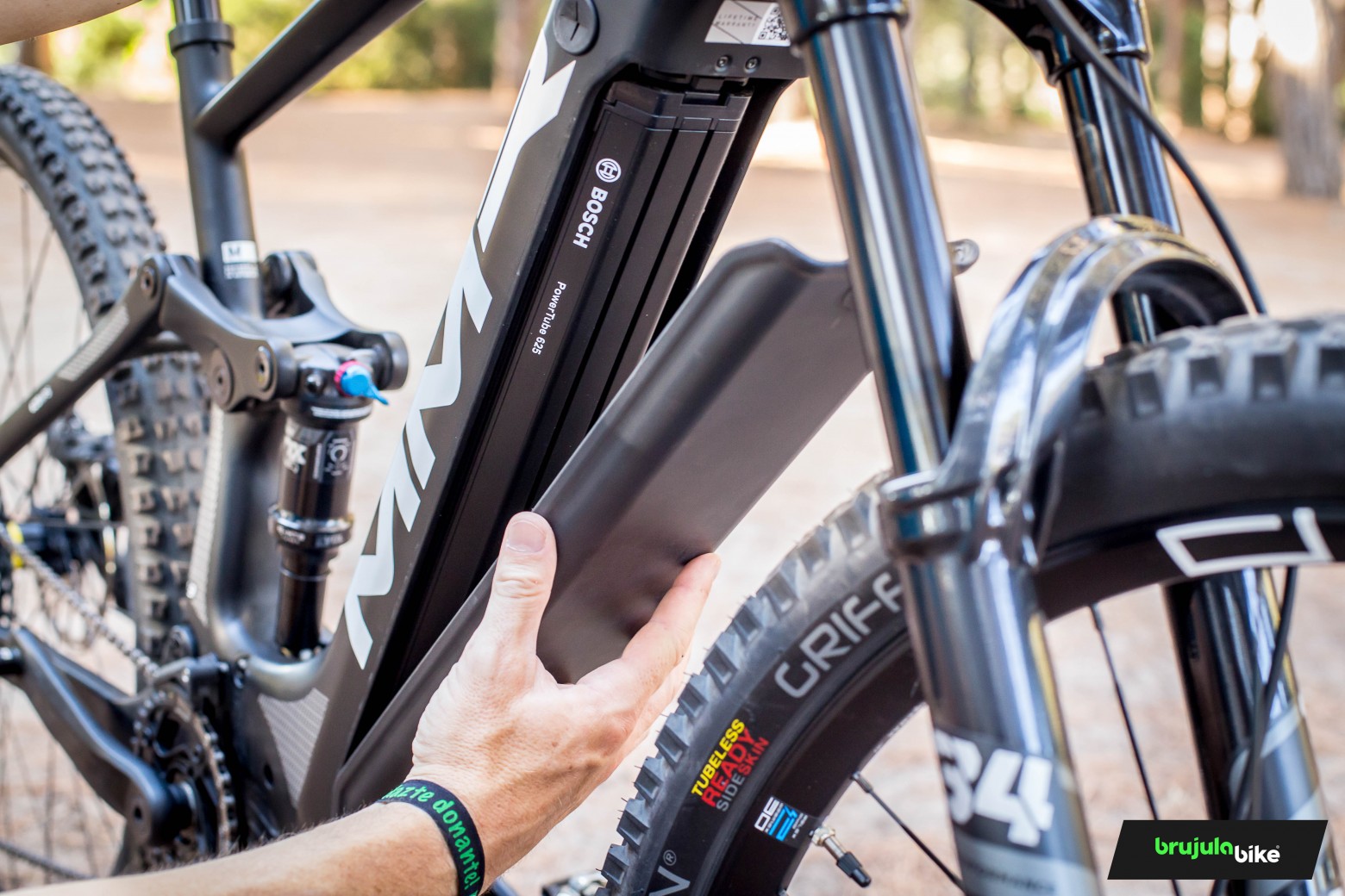 Probamos a fondo la MMR X-BOLT 140, una e-MTB que no se deja influenciar