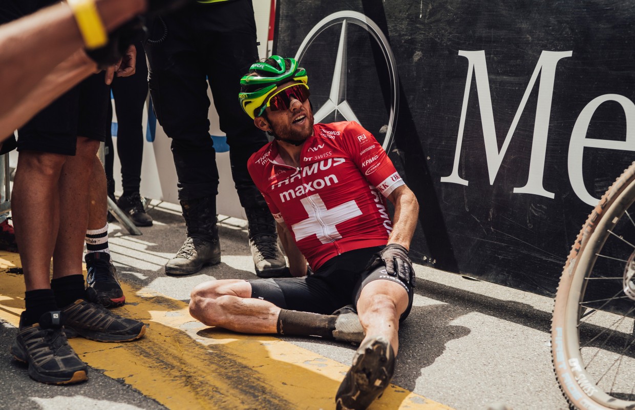 Flückiger se sente assustado com ódio na internet e anuncia que não ...