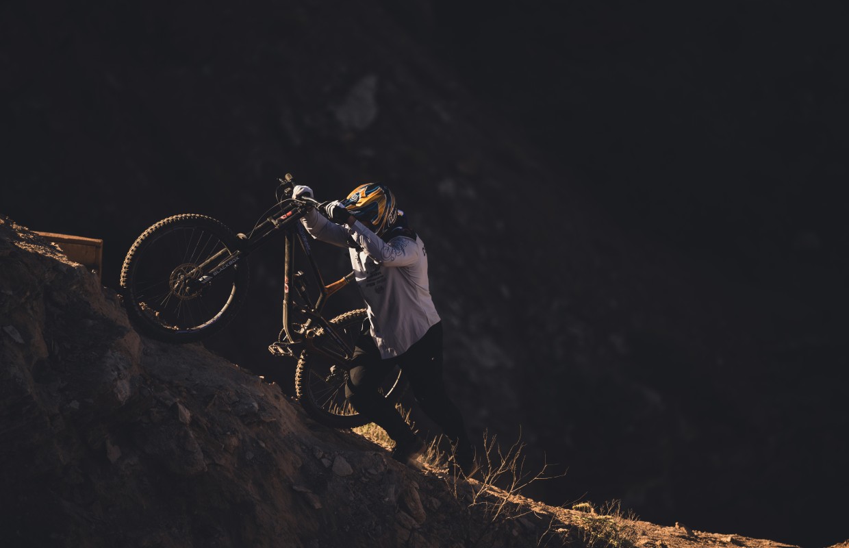 Kyle Strait queda fuera del Red Bull Rampage 2022 tras una grave caída ...