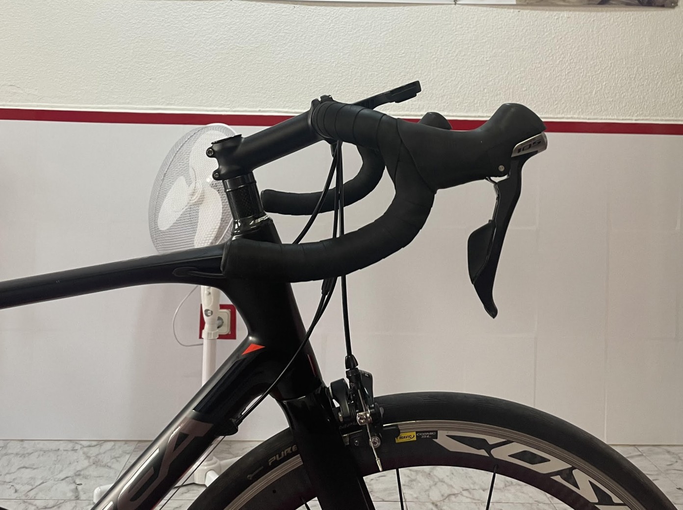 Cómo colocar en la posición correcta las manetas en la bici de carretera