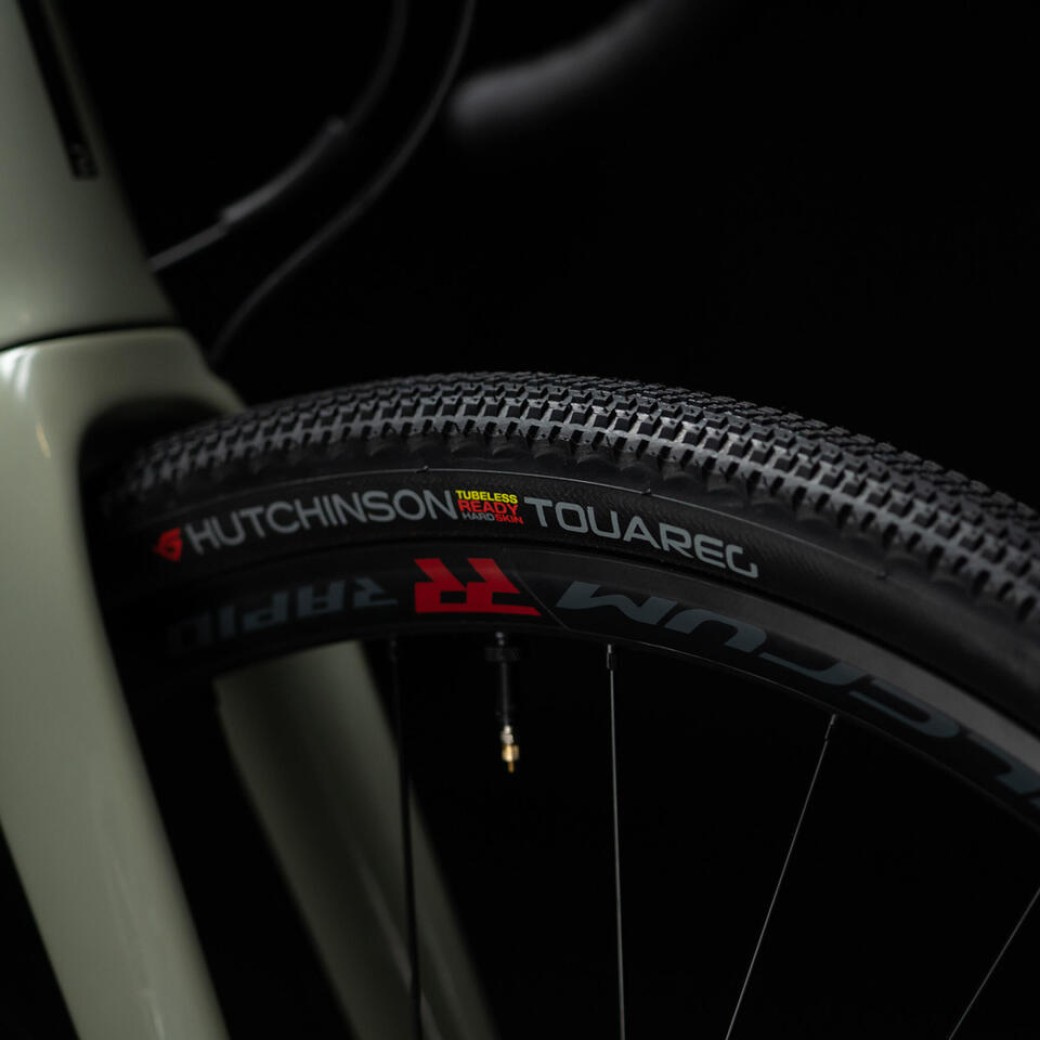 A Gravel em carbono chega à Decathlon com a nova Riverside GCR