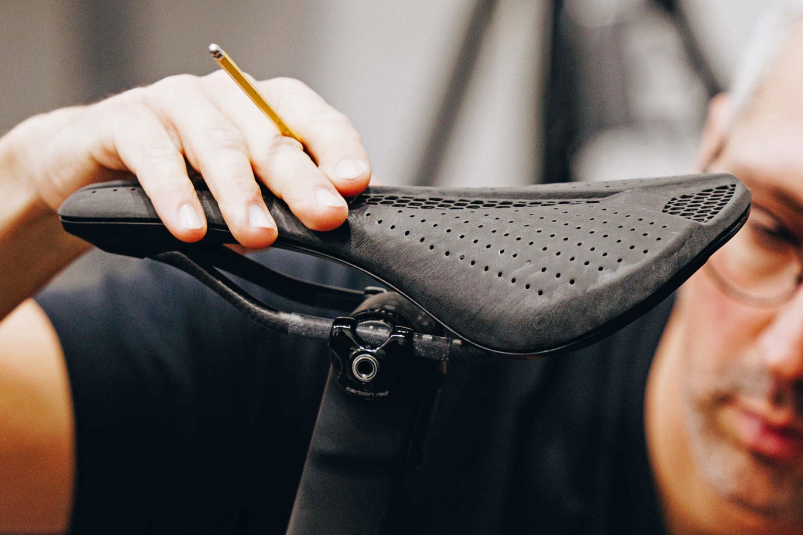 Specialized Project Black advances new tyres, saddle and handlebars