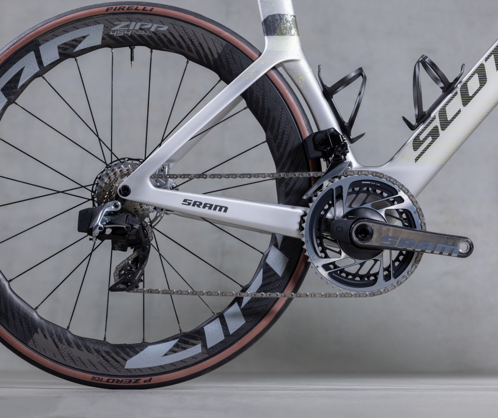 El Q36.5 Pro Cycling Team competirá con bicicletas SCOTT