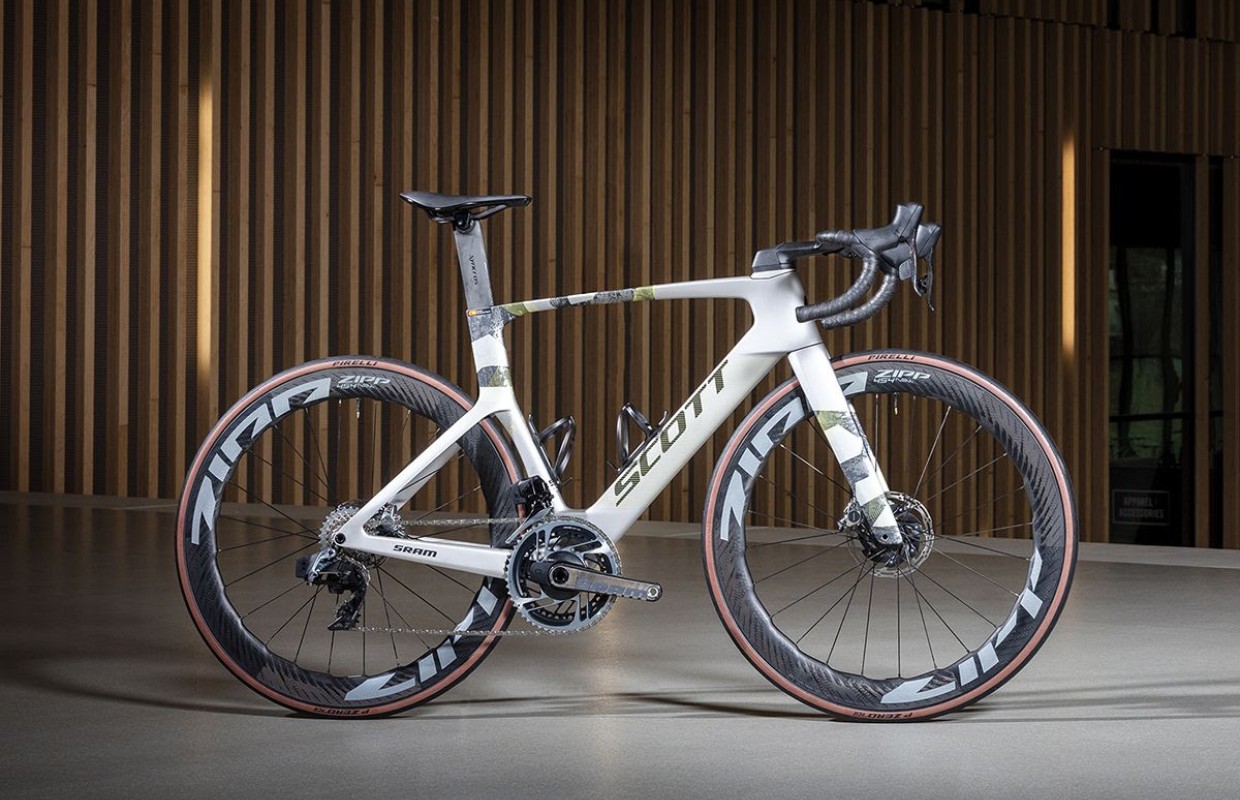El Q36.5 Pro Cycling Team competirá con bicicletas SCOTT
