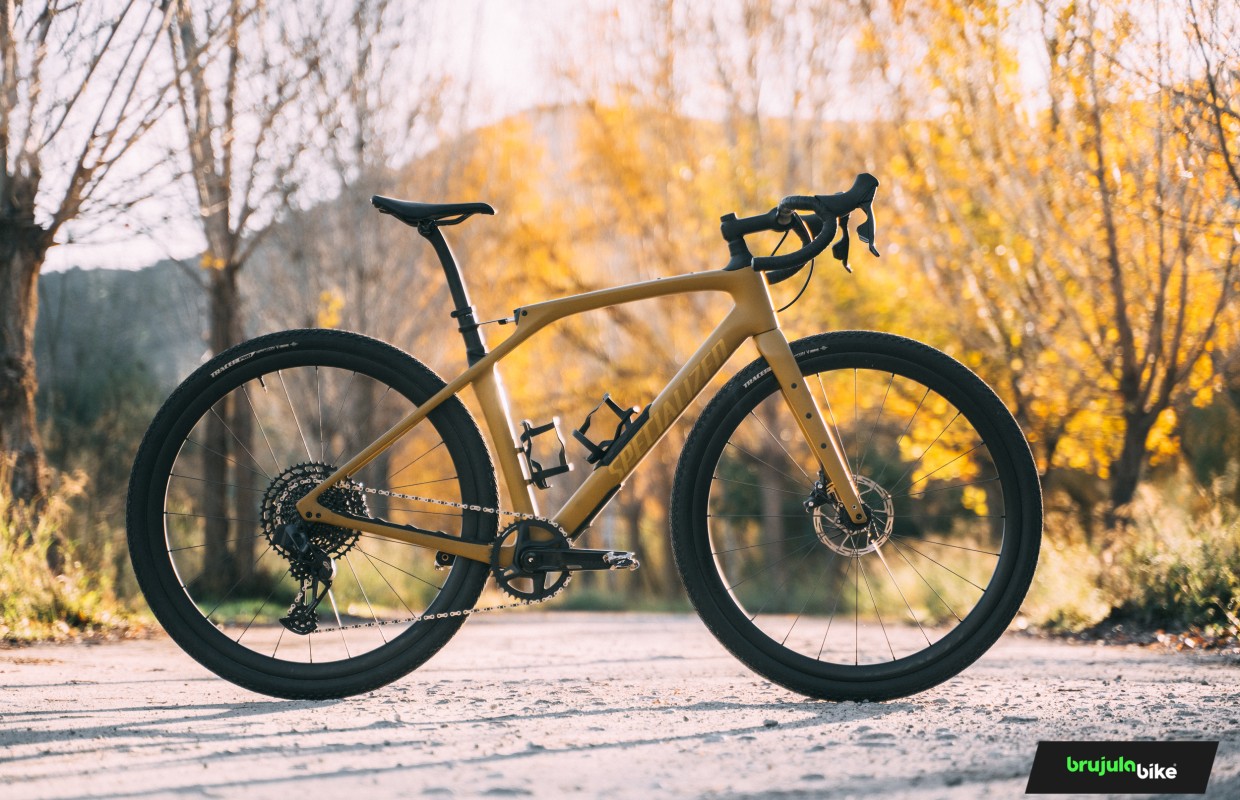 We test the Specialized Diverge STR, a true gravel hovercraft