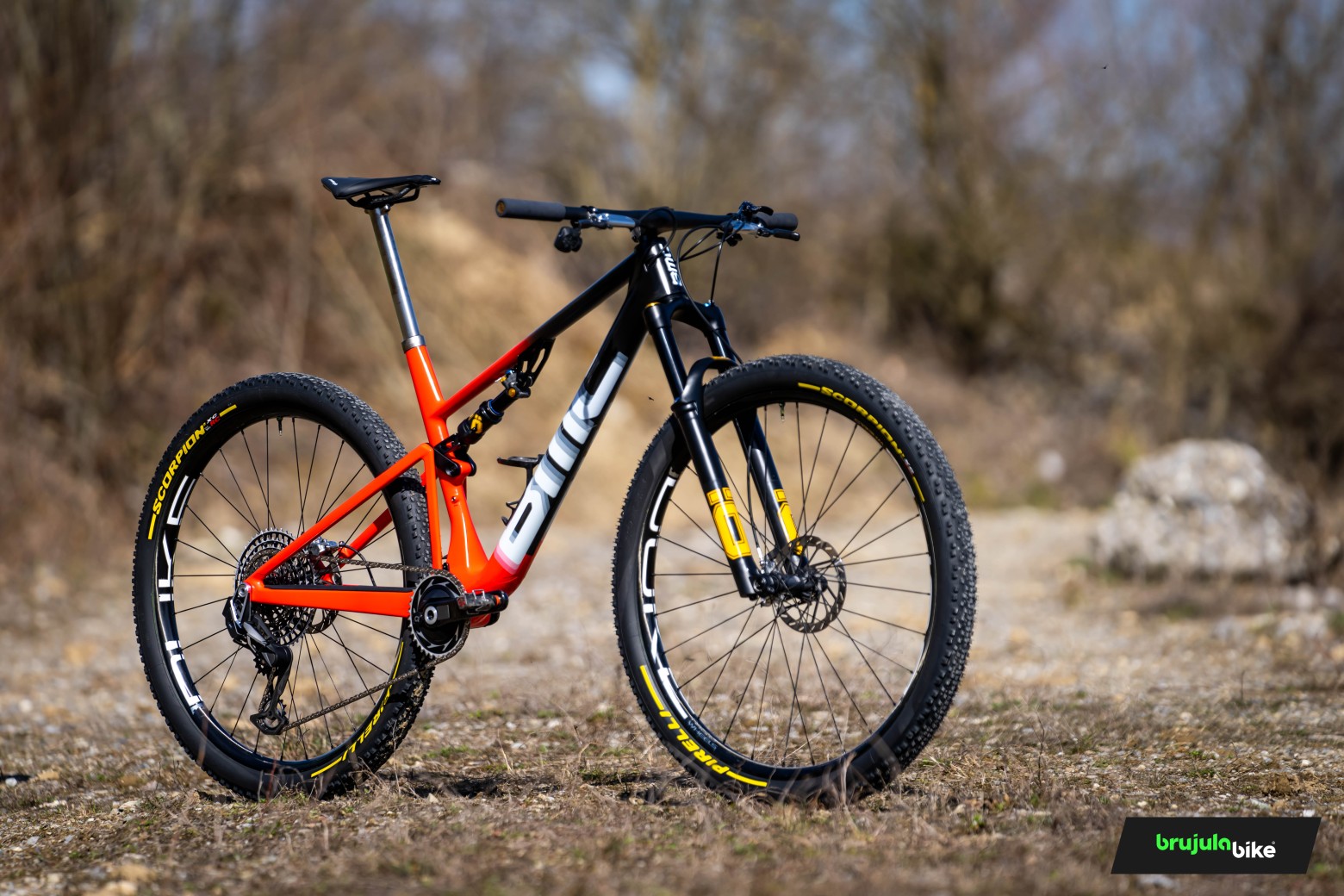 Así es la BMC Fourstroke 01 de Jordan Sarrou para 2023, con la 'magia ...