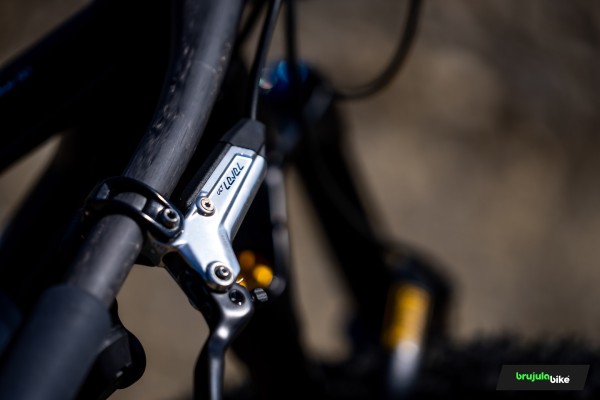 Así es la BMC Fourstroke 01 de Jordan Sarrou para 2023, con la 'magia ...
