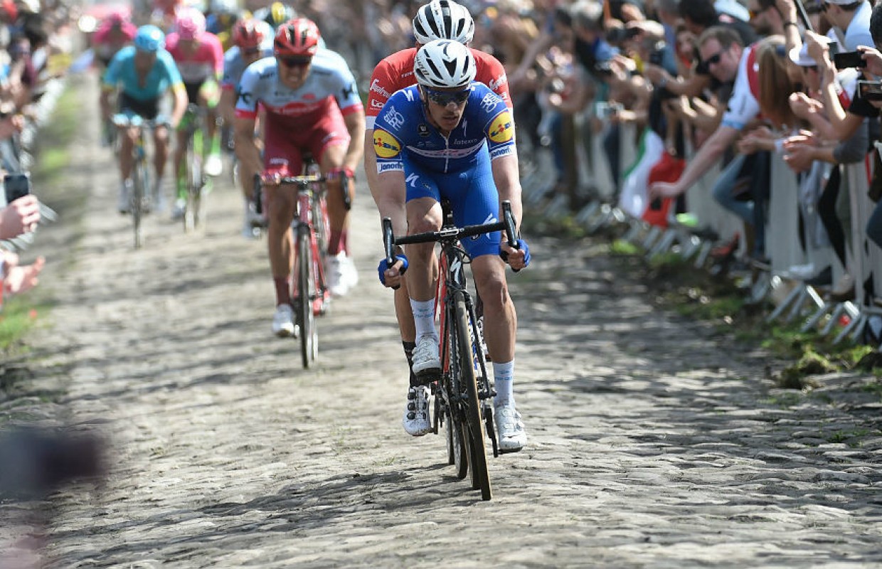 Gilbert se lleva la París Roubaix 2019