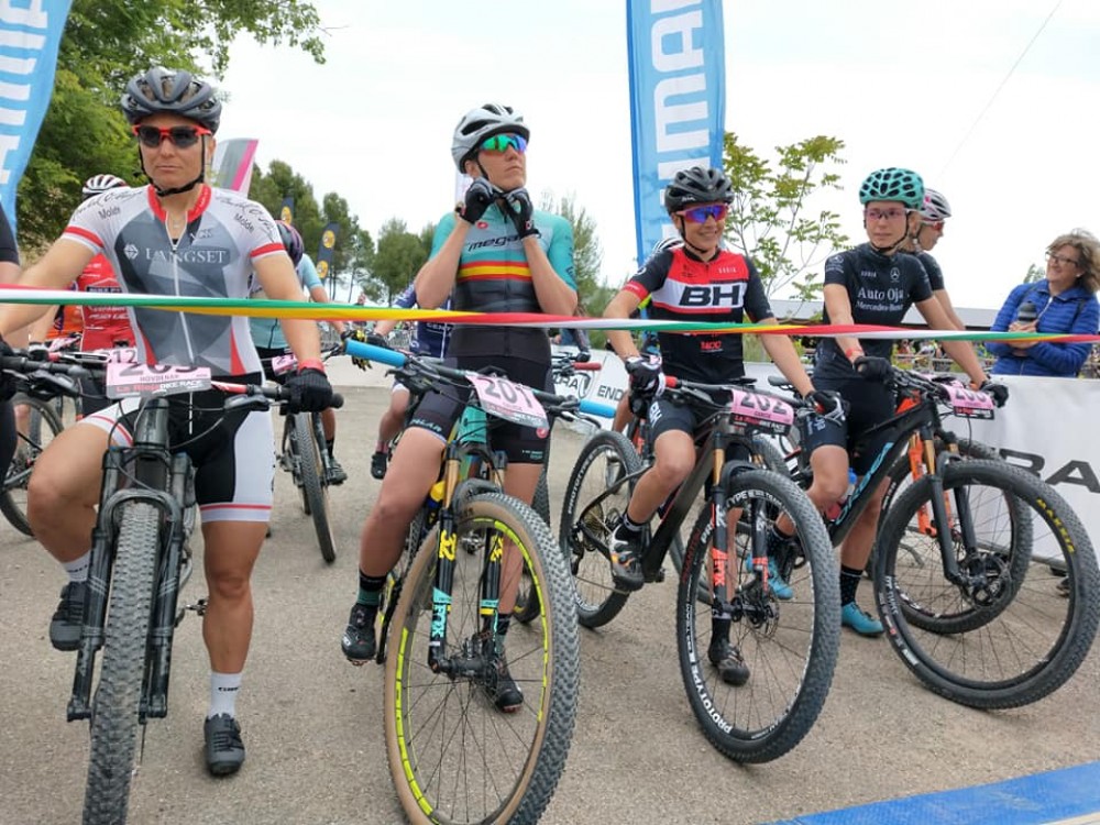 La Rioja Bike Race 2019: Coloma y Rocío del Alba ganan la primera etapa