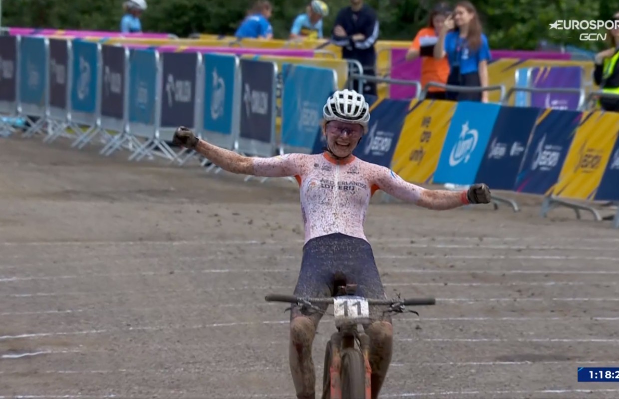 Puck Pieterse continues to be unstoppable and also wins the European ...