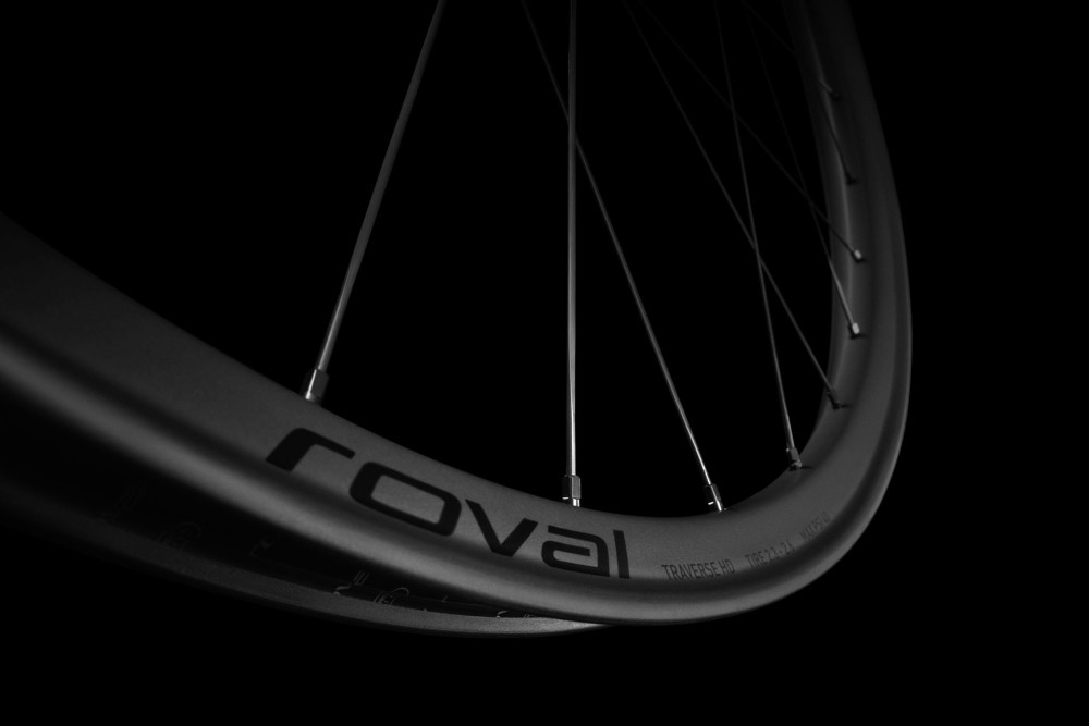 Specialized presenta las nuevas Roval Traverse y el sillín Power Expert ...