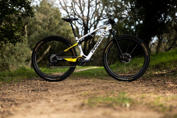 Primeras imágenes de una nueva Pinarello rígida