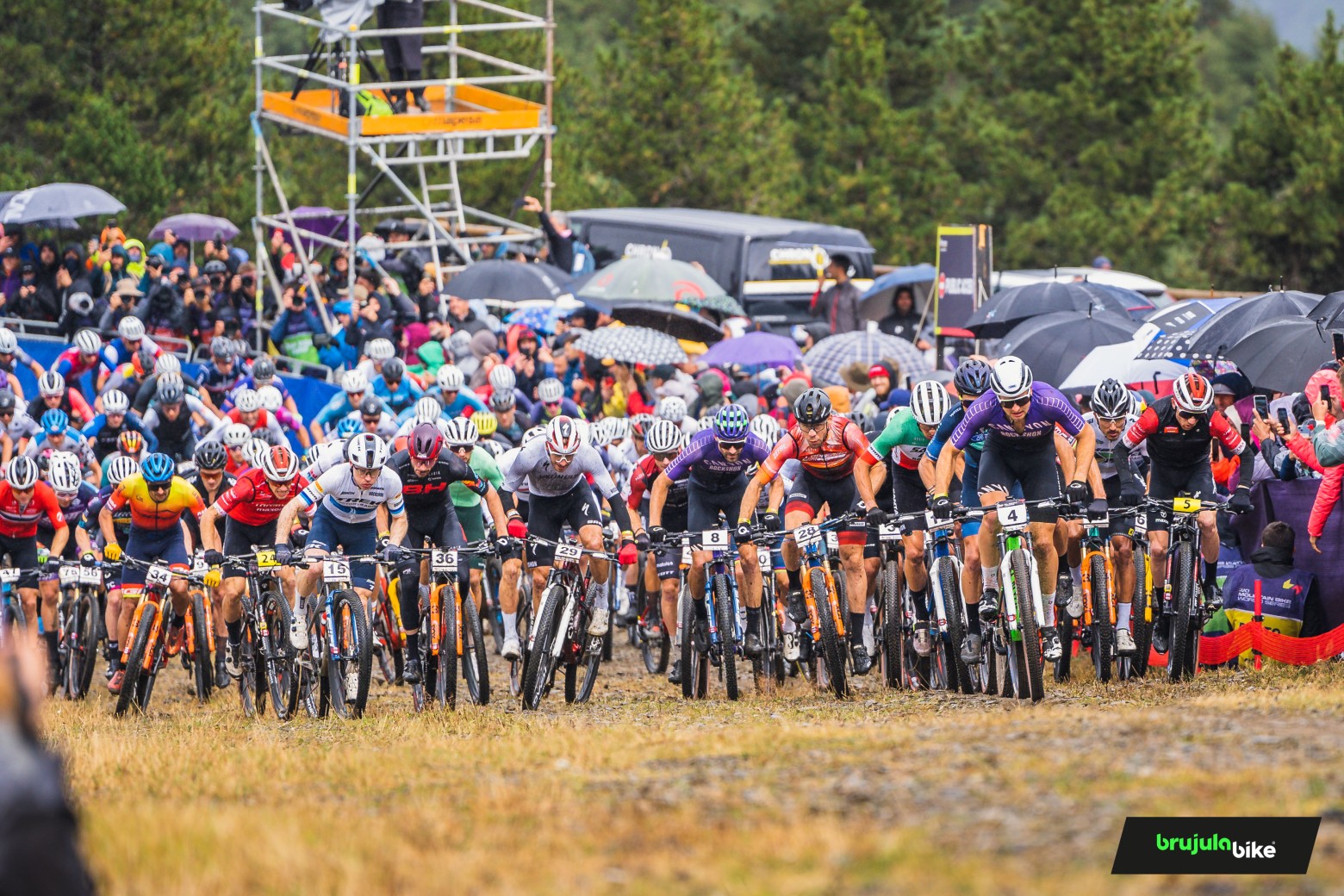 Mathias Fluckiger vuelve a lo más alto ganado la Copa del Mundo XCO de ...
