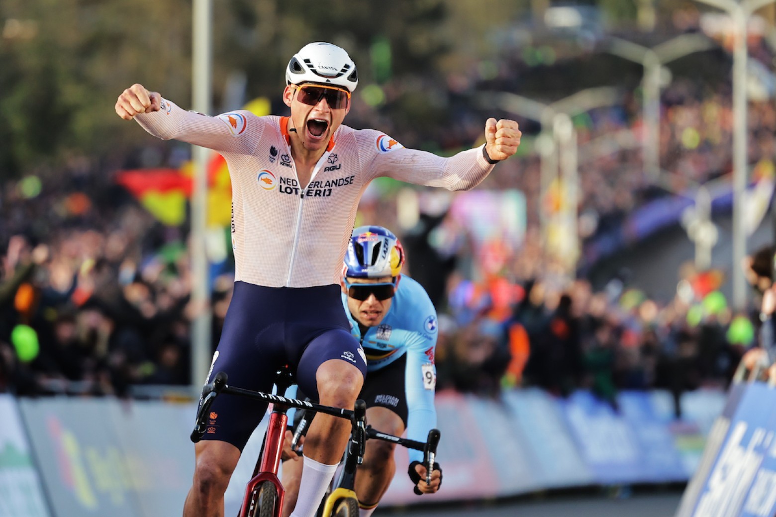 Van der Poel anticipa el final de su temporada de verano y pone rumbo ...